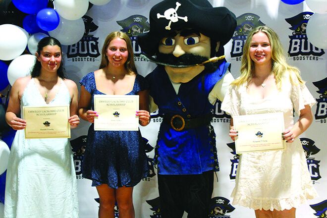 Buc Boosters shine spotlight on senior athletes | Sports ...