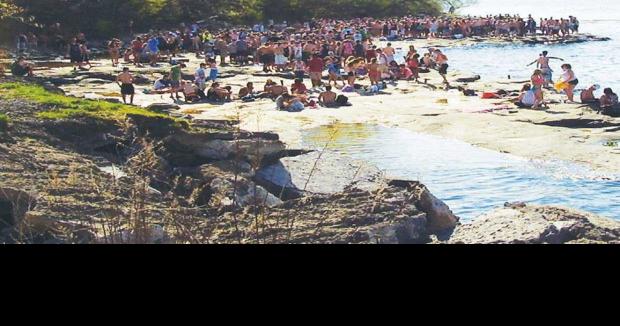 A day at the beach | Local | oswegocountynewsnow.com