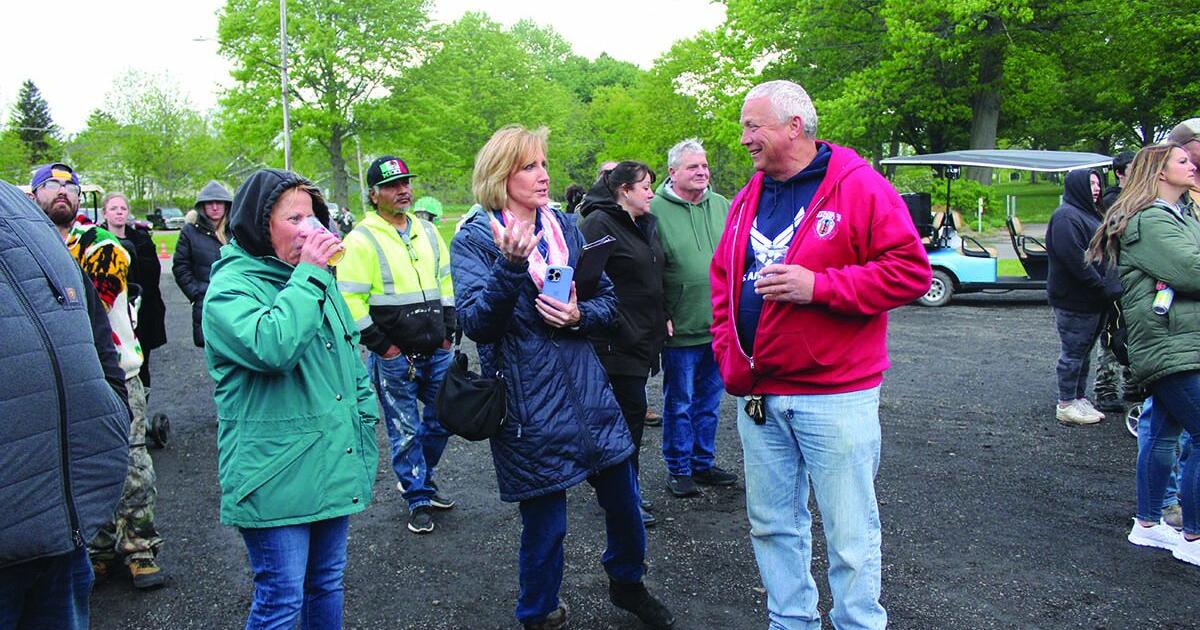 Fulton honors veterans with watchfire ceremony | News ...