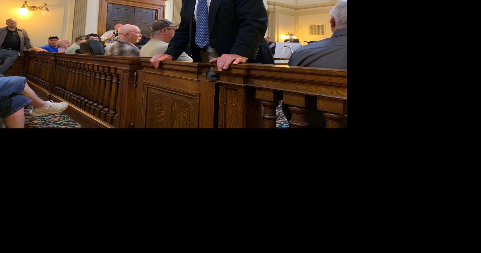 Grassley Voices Flood Control Concerns News