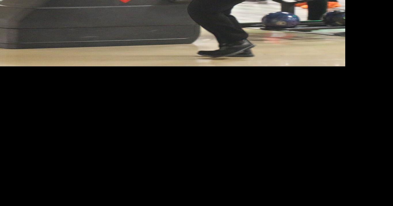Prep bowling: Down the last game | Sports | ottumwacourier.com