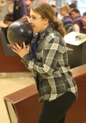Prep bowling: Cobra bowlers open season | Sports | ottumwacourier.com