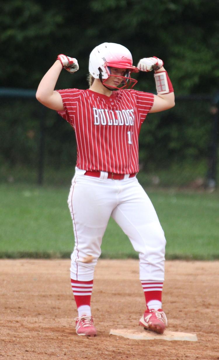 Prep softball: Strong 'Weeks' at the plate paces Ottumwa | Sports ...