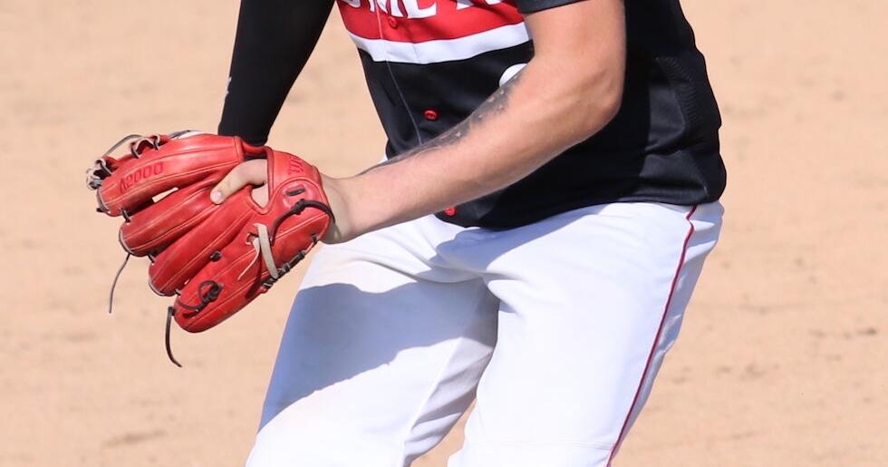 Prep baseball: Comets fall to Interstate 35 | Sports | ottumwacourier.com