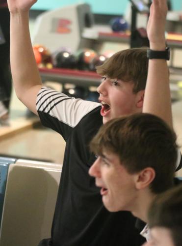 Prep bowling: Trojan boys push past Mount Pleasant | Sports ...