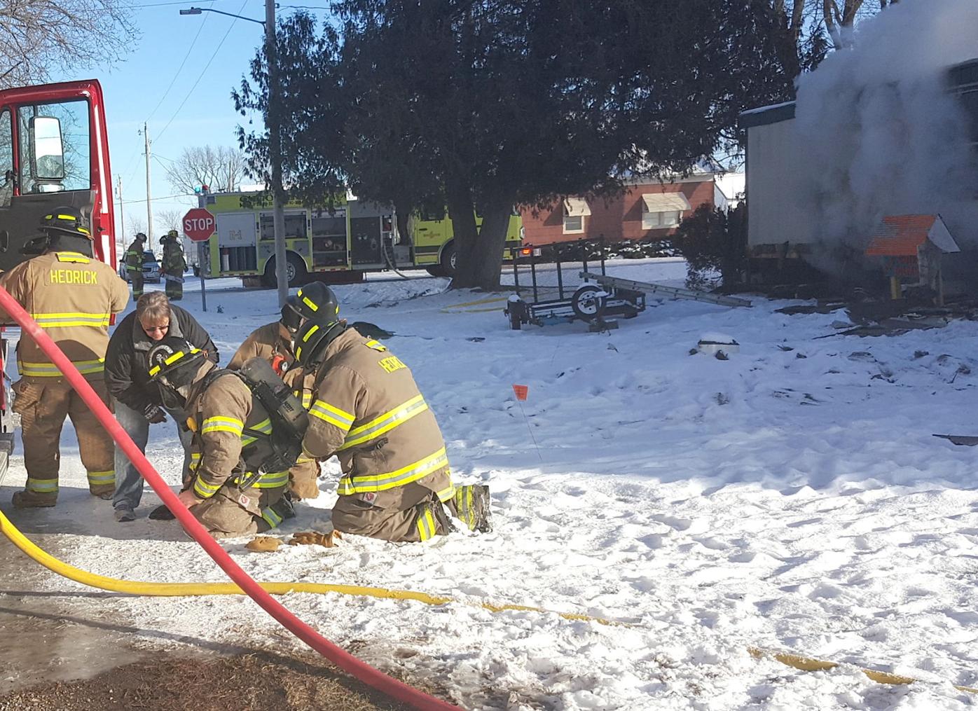 Hedrick firefighters battle fire — and ice | News | ottumwacourier.com