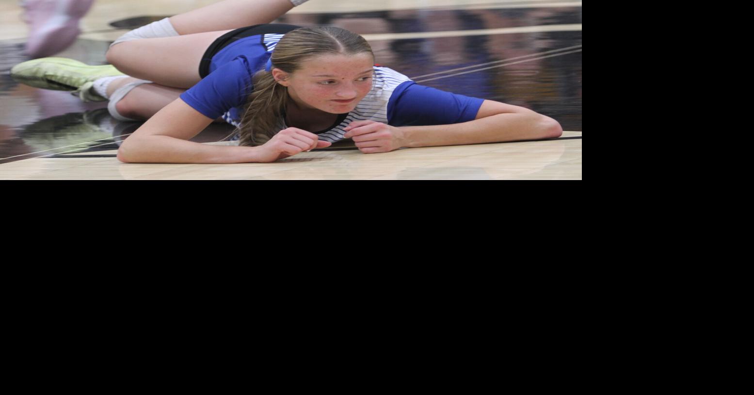 Prep volleyball: Knoxville sweeps Albia to clinch outright SCC title | Sports | ottumwacourier.com