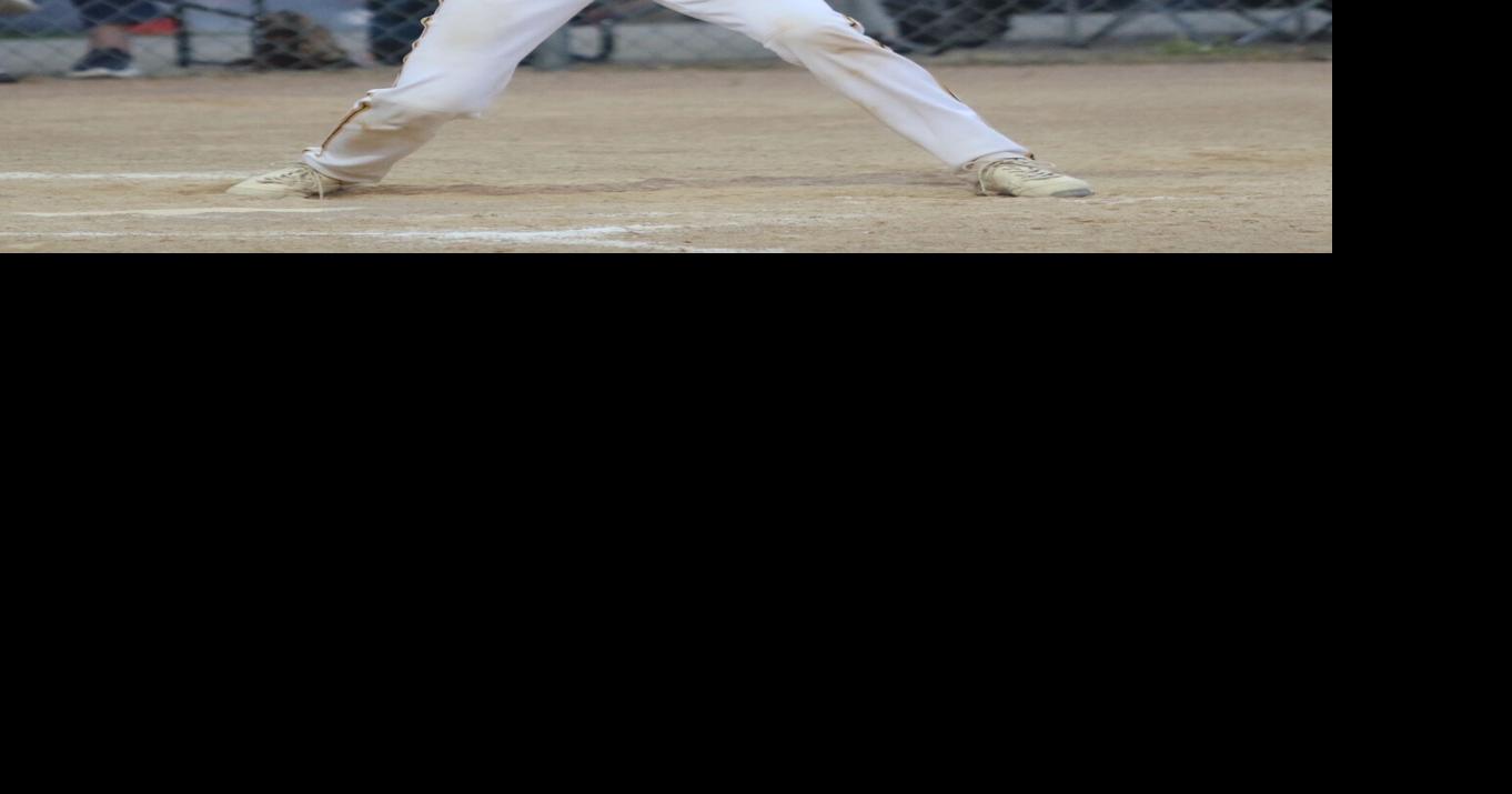 Prep softball: Bats come to life for Rockets | Sports | ottumwacourier.com