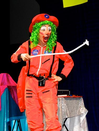 Dizzy launches off summer reading shows | News | ottumwacourier.com