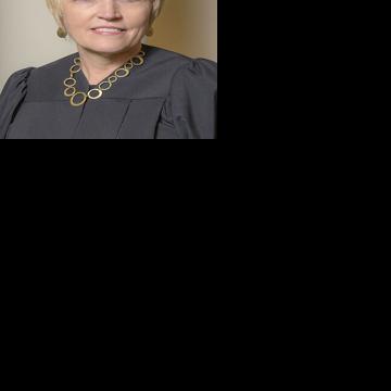 Iowa’s chief justice asks lawmakers for pay increase for judges ...