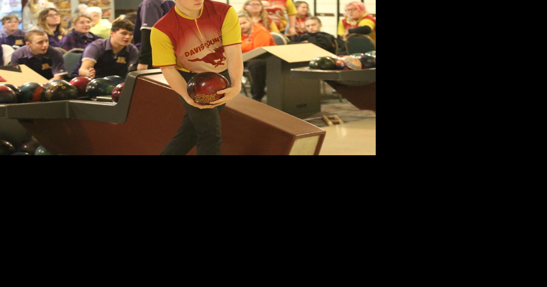 Prep bowling: Mustangs edge Cobras in first road test | Sports ...