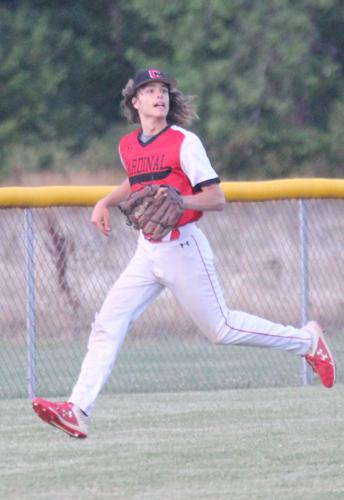 Prep baseball: Gritty Comets hold off Moravia | Sports | ottumwacourier.com