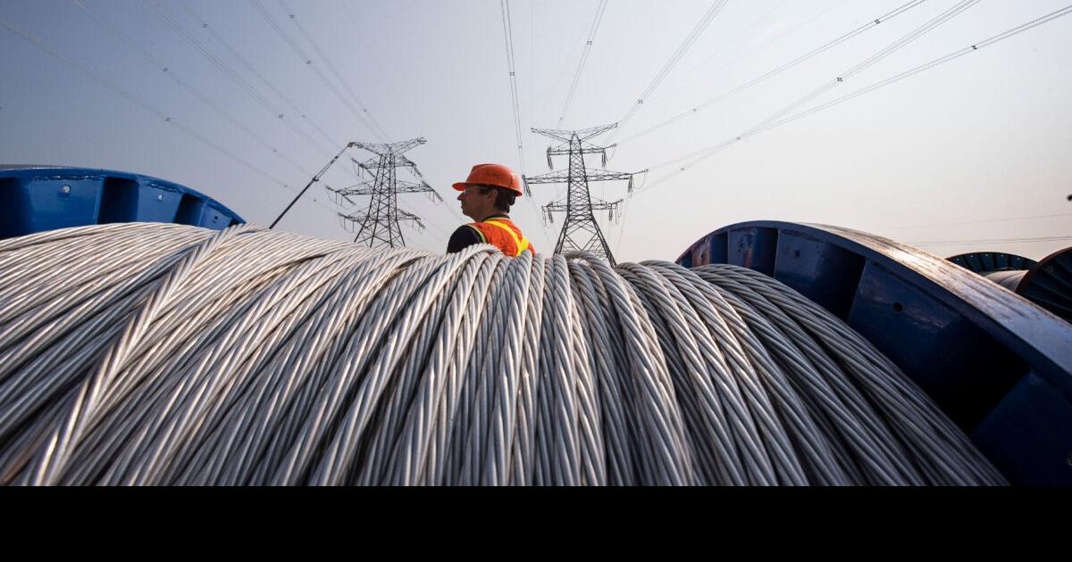 $1.6B Hydro One stock issue rises in TSX debut