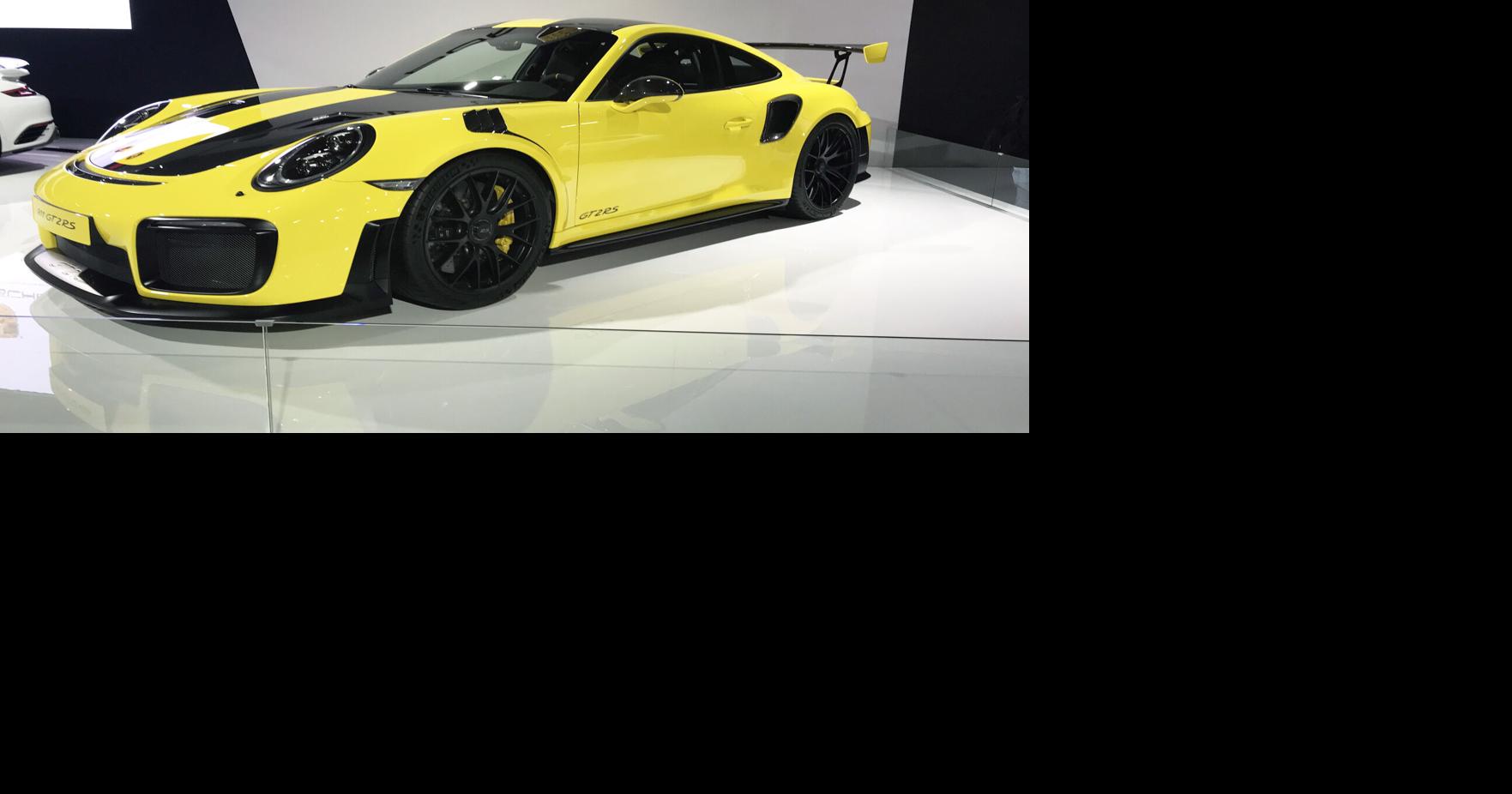 Porsche 911 GT2 RS powers into the AutoShow