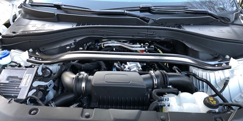 2021 Lincoln Aviator versus the plug-in Aviator Grand Touring