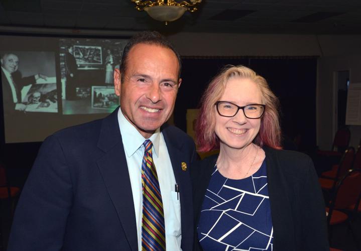 Burbank Art Association Honors Former Mayor | Burbank Leader ...