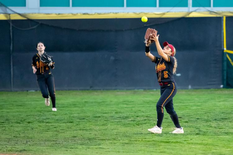 Softball: Burroughs Wins Season Opener Against La Cañada | Sports ...