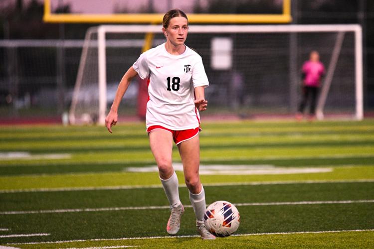 Girls' Soccer: La Salle Shuts Out Flintridge Sacred Heart to Move On in ...
