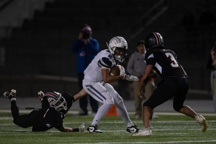 Football: Bell, Radabaugh Earn Top League Honors | Sports ...
