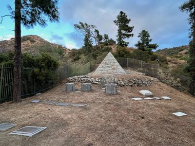 Glendale Cemeteries Highlighted on Tour | Glendale News Press ...
