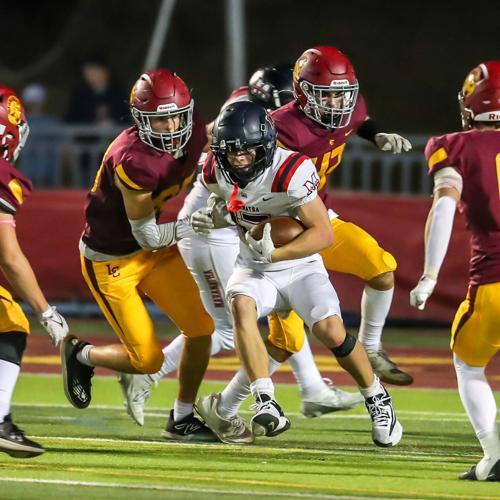 Football: Unbeaten La Cañada Boasts Program-Best Start With Late Winner ...