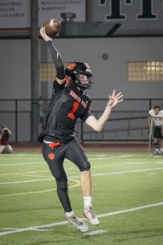 Football: South Pasadena Hands La Cañada First Loss of Campaign ...