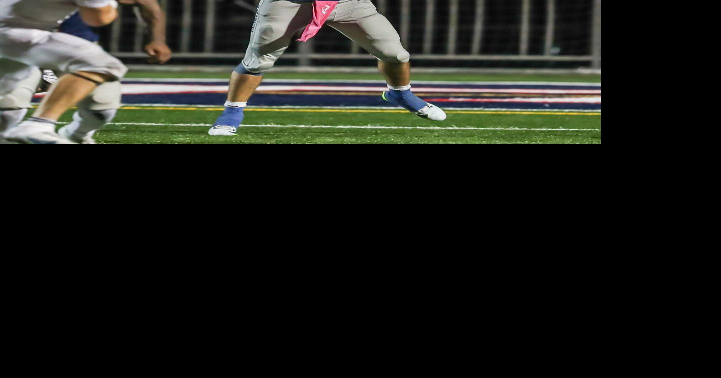 Football: Minutemen Fend Off Late Surge for League Win | Sports ...