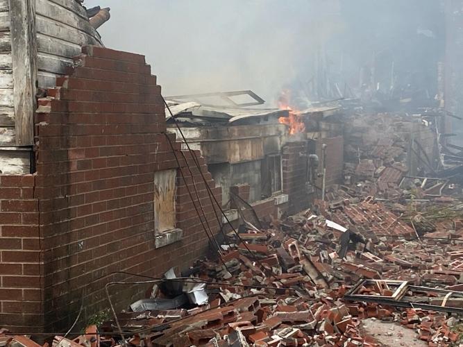 Community mourns church building destroyed by fire | | paducahsun.com