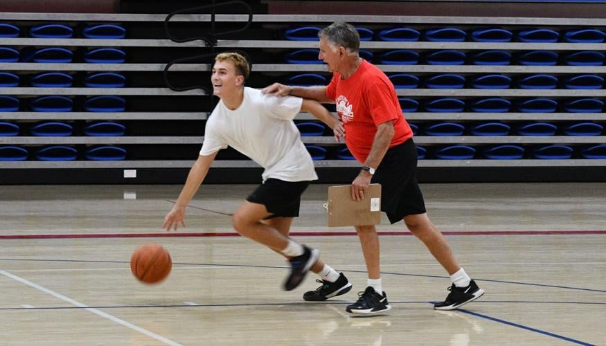 Massac County's Joe and Isaac Hosman host youth basketball camp ...