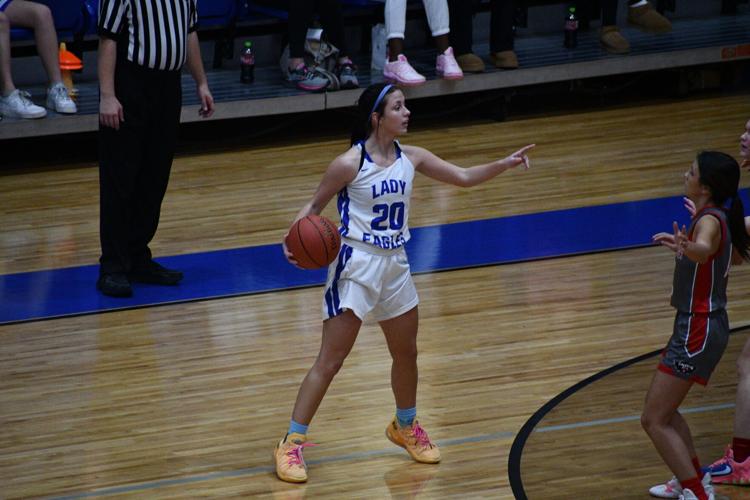 Lady Eagles pick up dominant win over Hickman County | Sports ...