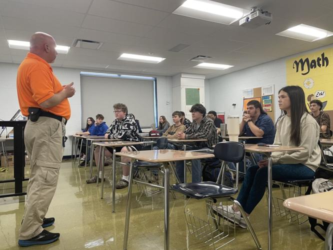 Local SRO protects and serves to inspire students | News | paducahsun.com