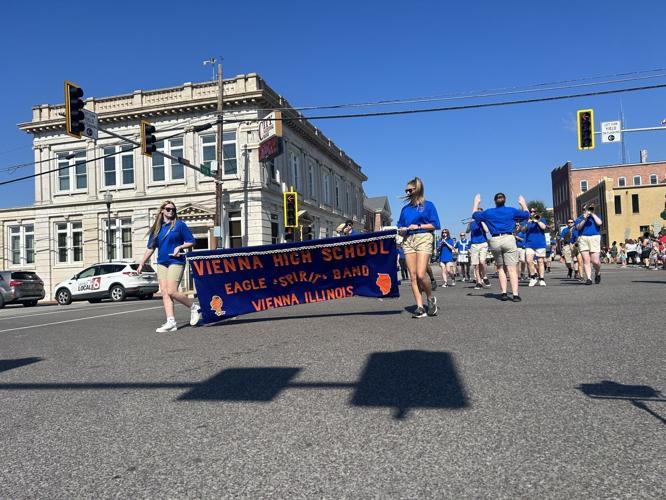 metropolis workers marching