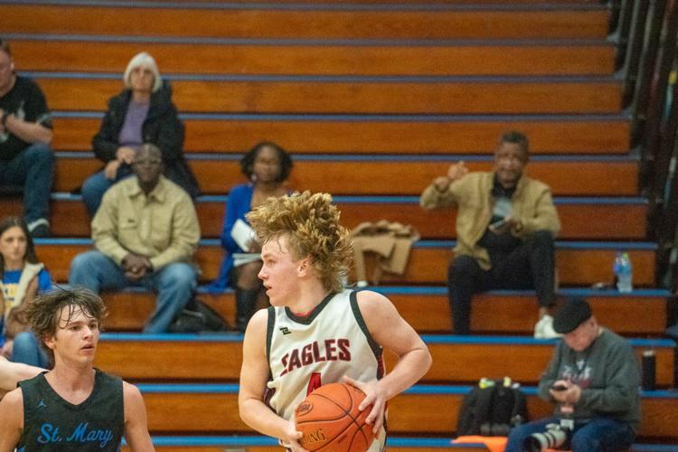 Latest stat leaders for First and Second Region boys basketball ...