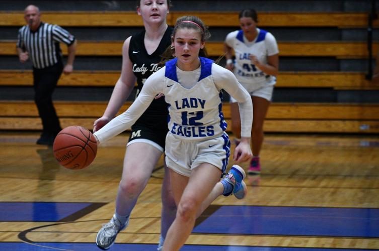 Lady Eagles finish undefeated at home, rout Murray | Sports ...