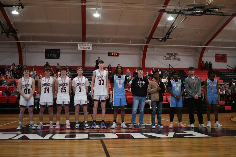 Burnett leads Comets to First District title with 39 points over Fulton ...