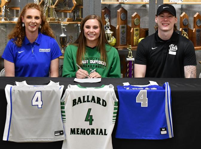 Ballard Memorial’s Calvin signs with John A. Logan | Sports | paducahsun.com