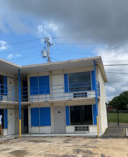Infamous Mayfield hotel gets new life as shelter for women | News ...
