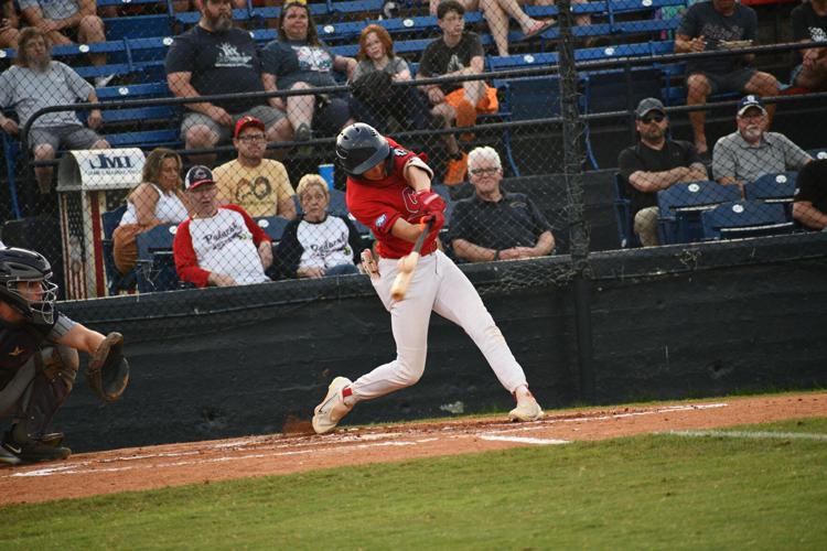 Chiefs fall to Whirlybirdz first time this season | Sports | paducahsun.com