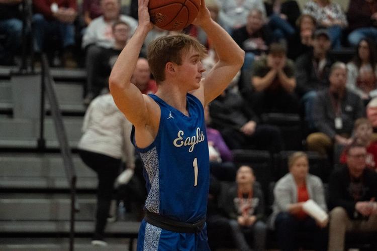 McCracken County Mustangs sweep Graves County in doubleheader action ...