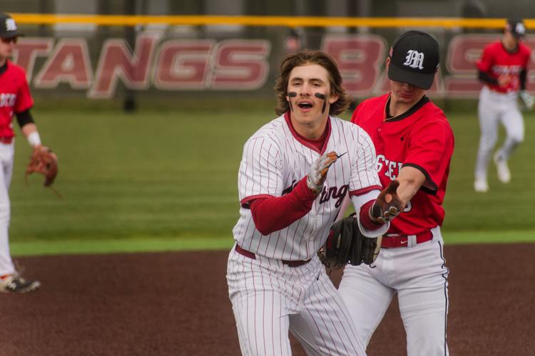 McCracken County routs Munster in five innings | Sports | paducahsun.com