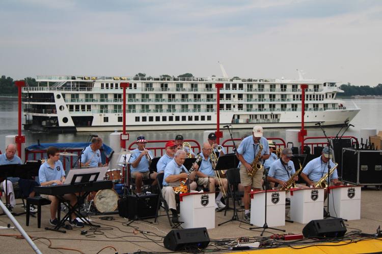 Paducah celebrates the Fourth with live music, food, and fireworks ...