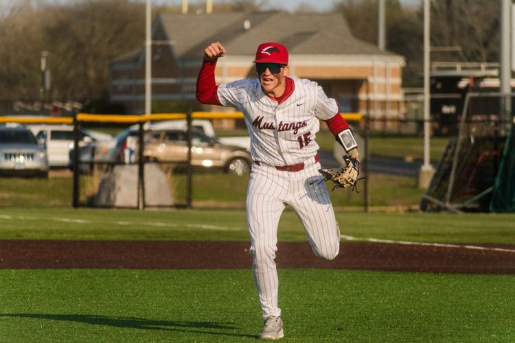 McCracken County Mustangs win big in home opening weekend | Sports ...
