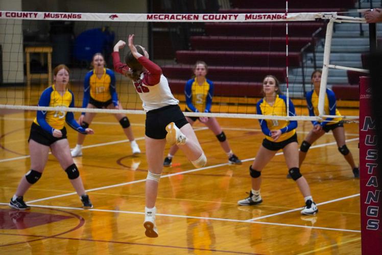 McCracken County Lady Mustangs sweep Vikings | Sports | paducahsun.com