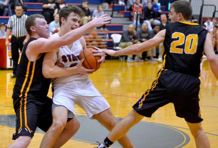 Sivills scores No. 1,000 for Mustangs in 43-37 win over Goreville ...