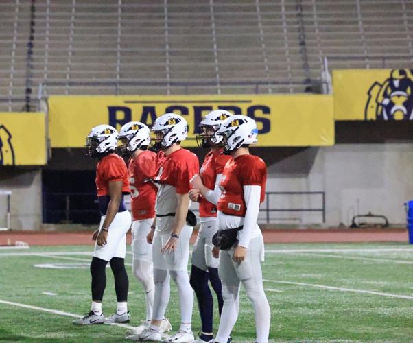 Low numbers but high hopes for Racer Football | Sports | paducahsun.com