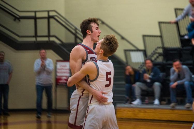 Stangs remain perfect with buzzer beater by McCune | Sports ...