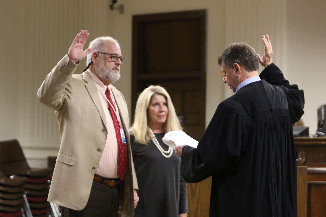 McCracken County officials sworn into office | News | paducahsun.com