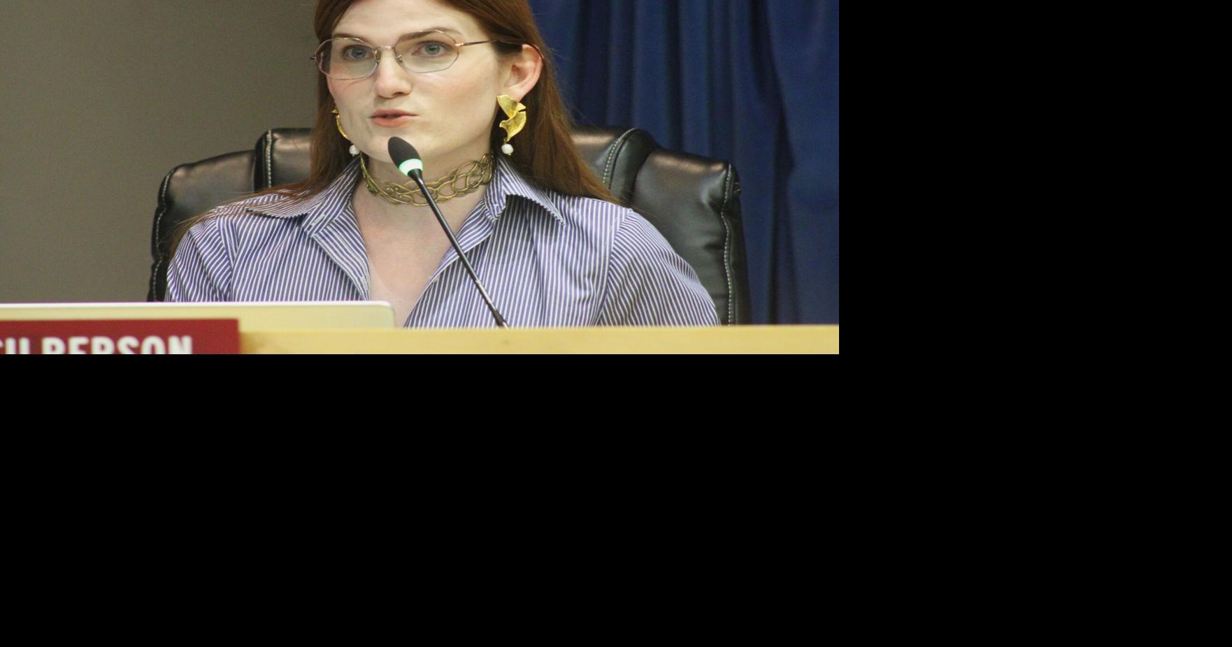 Carbondale councilwoman calls for Illinois to secede from U.S. | News ...