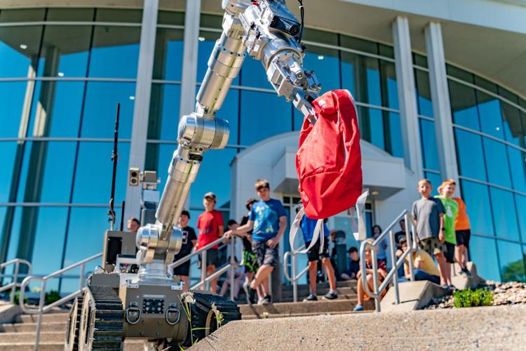 THAT BOT'S DA BOMB | News | paducahsun.com