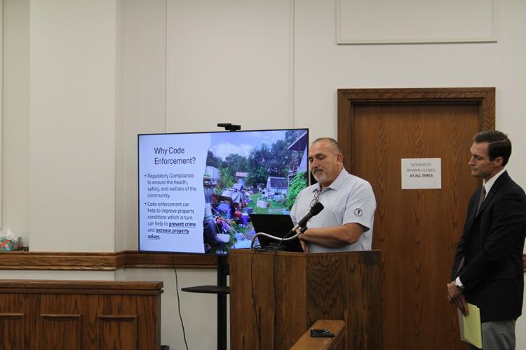 McCracken Fiscal Court discus how to solve neglected properties | News ...